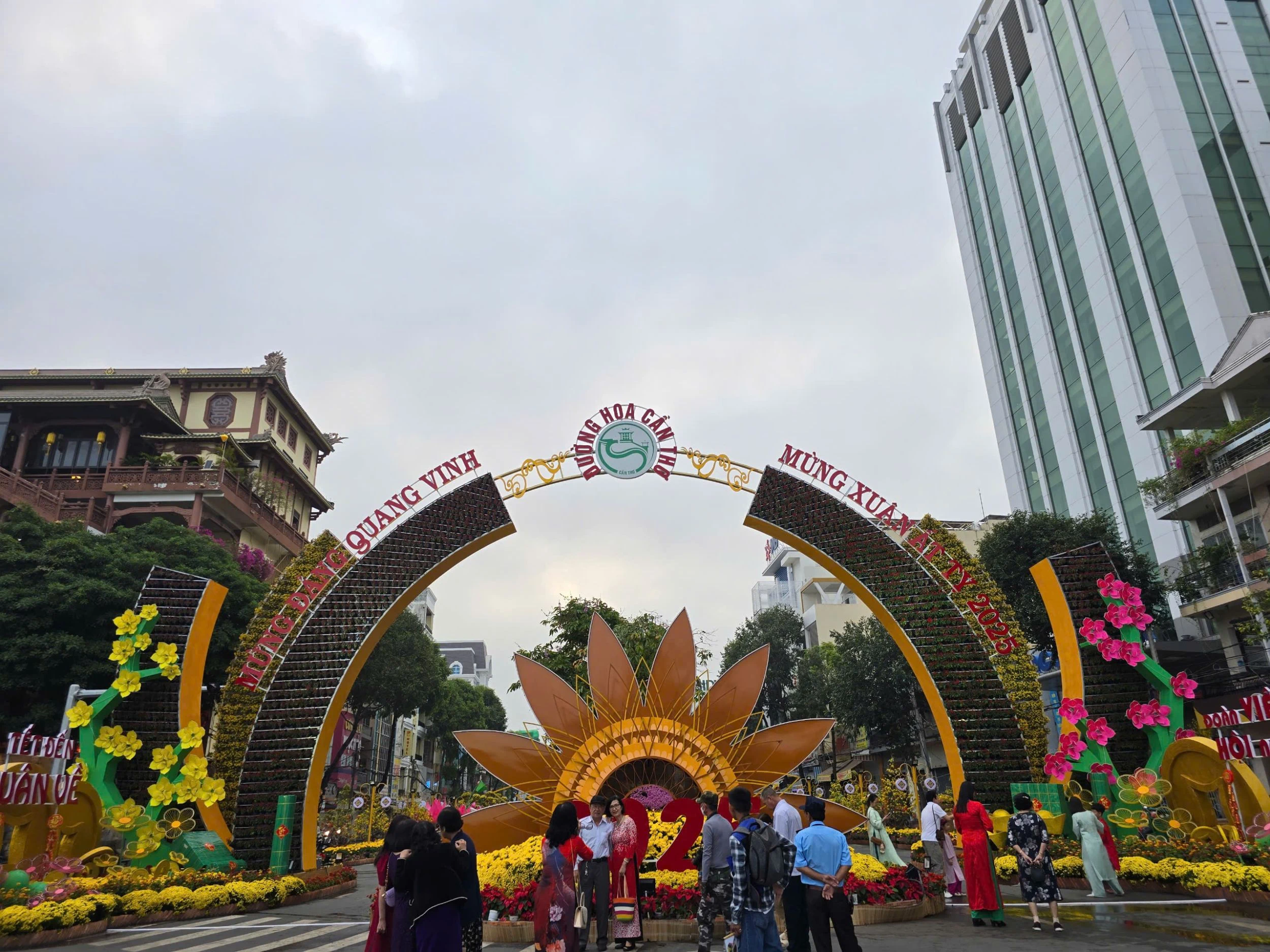 Đừng chỉ đẹp cho mình! - Vn24h.vn